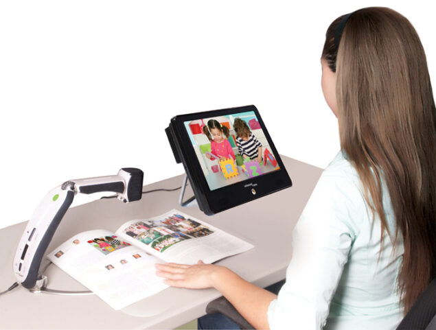 8 Tips for Teachers of Visually Impaired Students