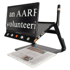 CloverBook Pro XL Portable Magnifier - New England Low Vision
